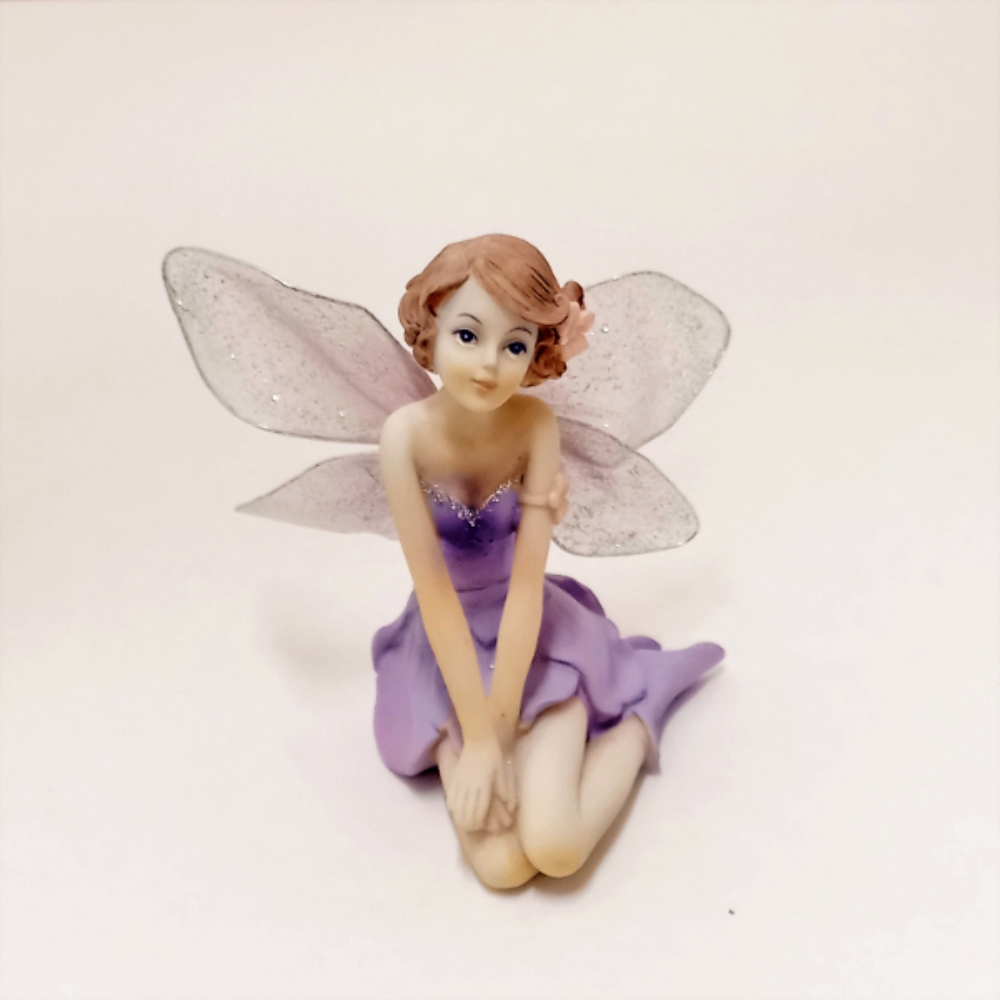 10 fatine sedute in resina viola - Idea Casa